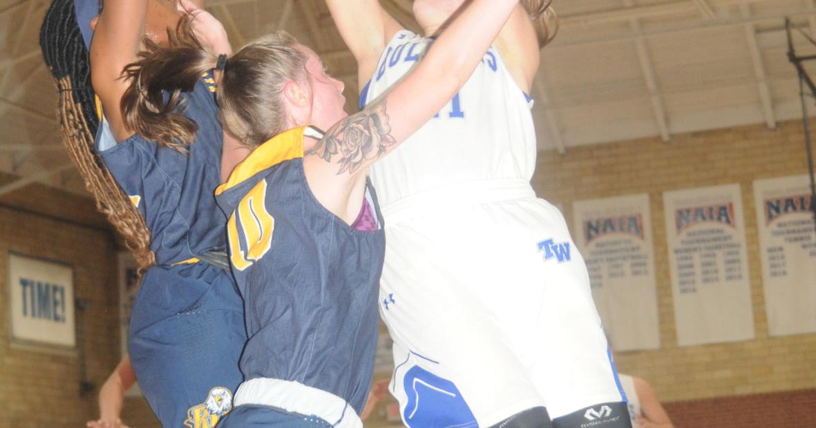 Lady Bulldogs battle for win over Reinhardt; Tennessee Wesleyan men ...