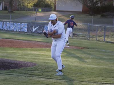 Tyler Oaks shuts down 5th-ranked Kingston; Kensen Wilcox's swing does ...