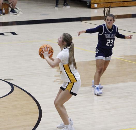 Cherokees roll over Soddy Daisy to open season; Lady Tribe's switch ...