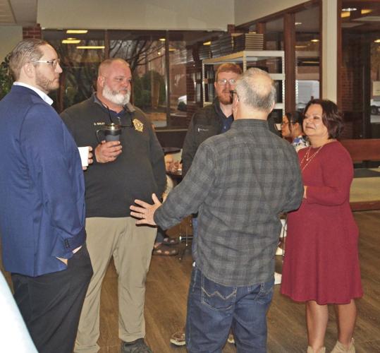 An early morning visit | News | dailypostathenian.com