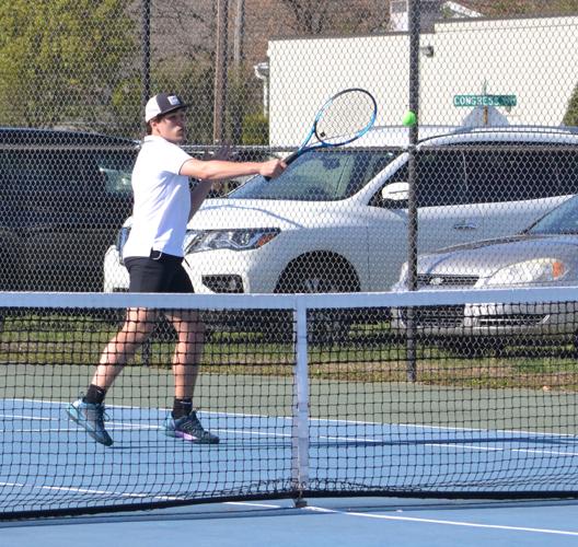 McMinn tennis splits with East Hamilton | Sports | dailypostathenian.com