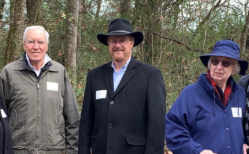 Volunteer-Wauhatchie Chapter dedicates grave markers for Meigs ...