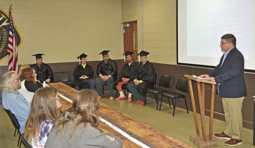 Current, former inmates honored with diplomas after completing GED ...