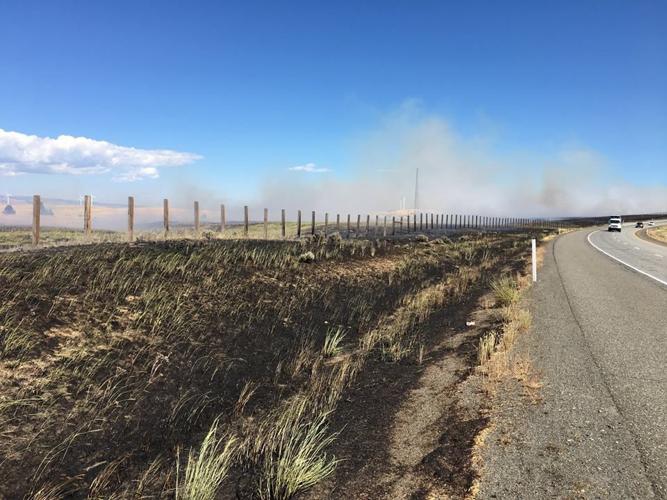 Broken-down vehicle causes brush fire on I-90 | News | dailyrecordnews.com