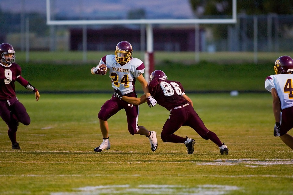 KHS vs Cle Elum-Roslyn 09-03-2010 | Photo Gallery | dailyrecordnews.com