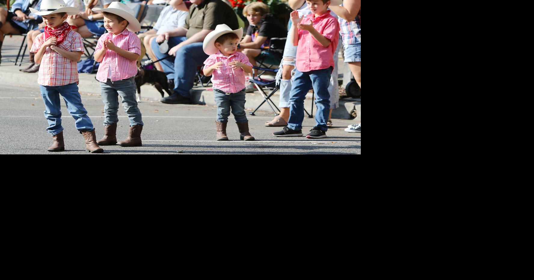 Ellensburg celebrates return of Rodeo Parade | News | dailyrecordnews.com