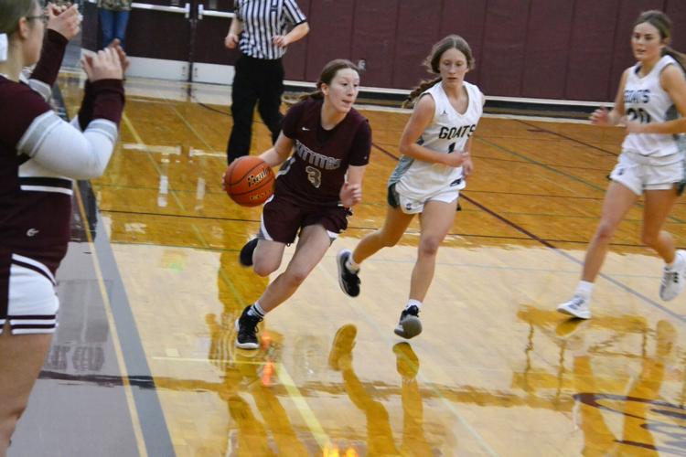 PREP BASKETBALL ROUNDUP: Kittitas, Cle Elum-Roslyn girls tested at ...