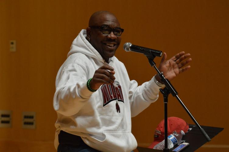 Former CWU student, singer talks to music students about the business ...