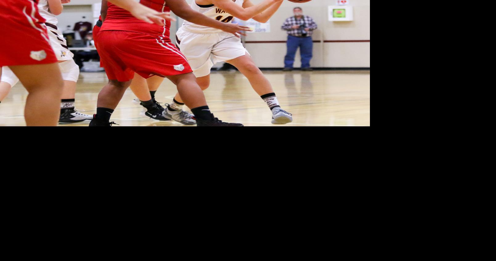 Cascade High School vs. Cle Elum Roslyn boys basketball | Photo Gallery ...