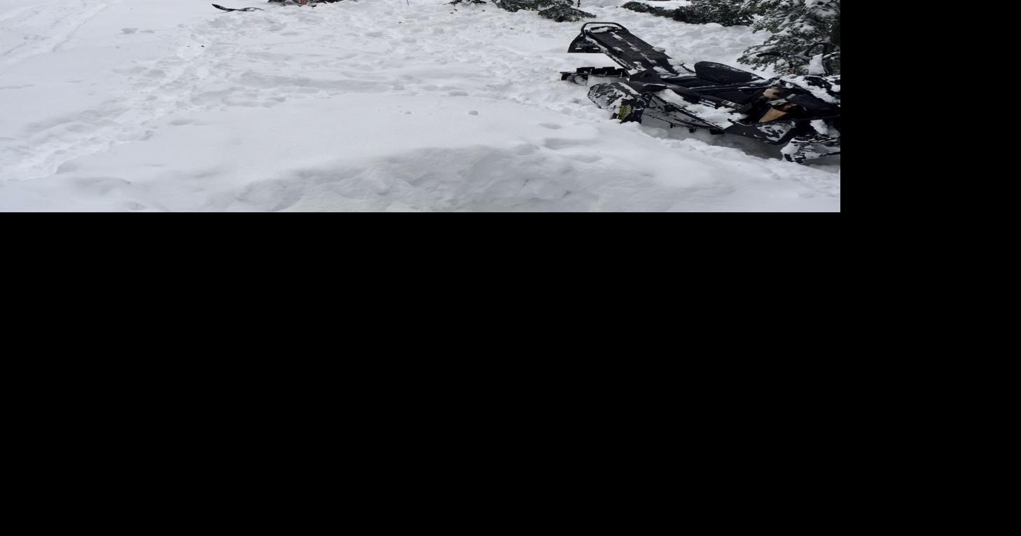 Snowmobilers swept up in avalanche; 1 killed | News | dailyrecordnews.com
