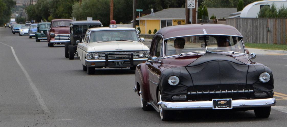 Local hot rod groups pay homage to the Thin Blue Line | News ...