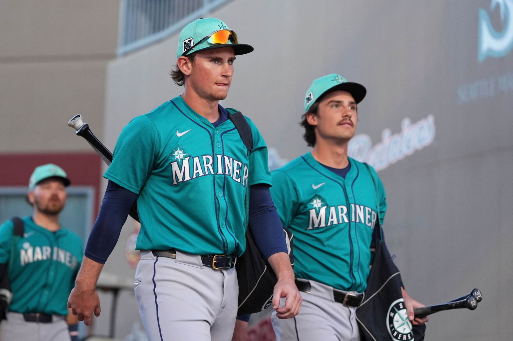 Mariners top prospect Colt Emerson is day to day after fouling a ball ...