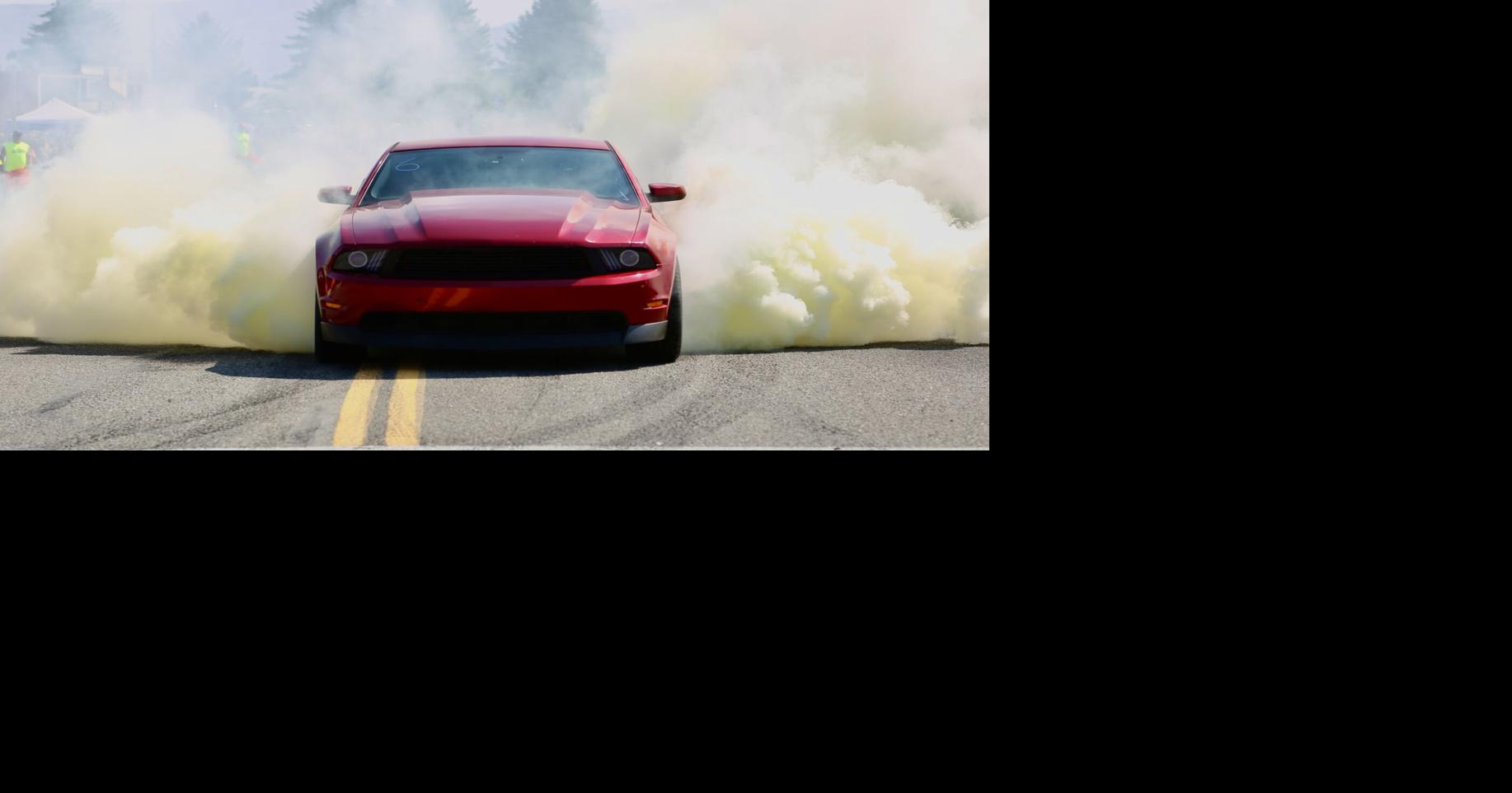 Burning rubber: Annual car show, burnout competition draws crowds to ...