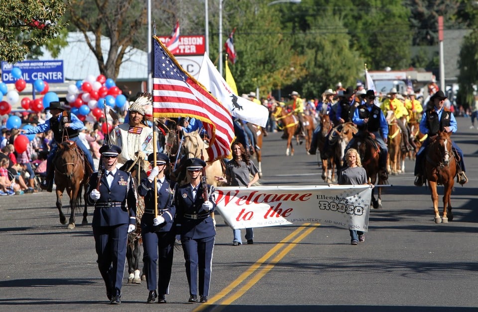 Parade photos | Photo Gallery | dailyrecordnews.com
