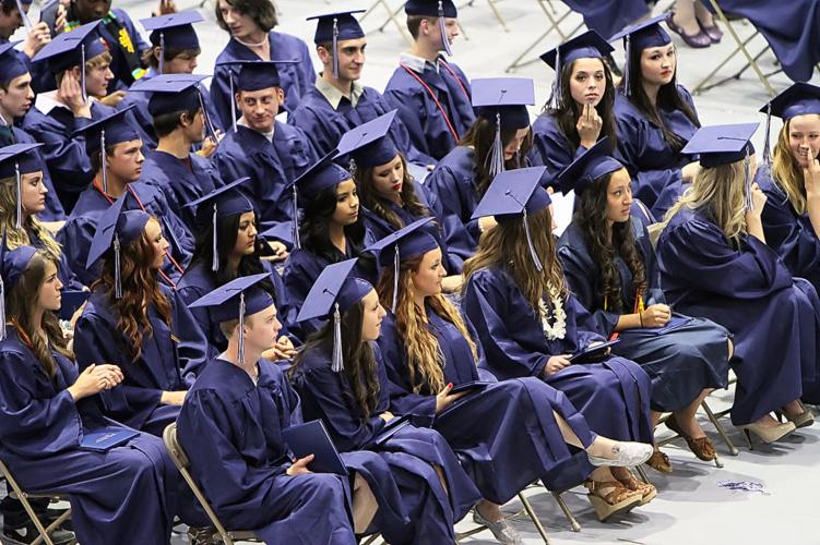 EHS graduates share memories during ceremony | News | dailyrecordnews.com