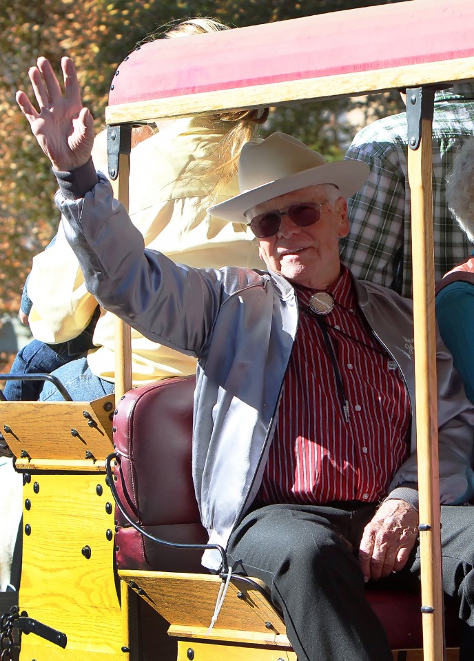 Parade photos | Photo Gallery | dailyrecordnews.com