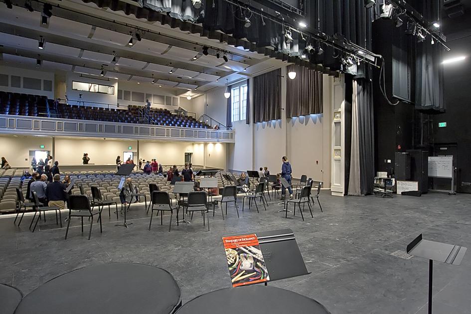 Morgan Middle School tour | Photo Gallery | dailyrecordnews.com