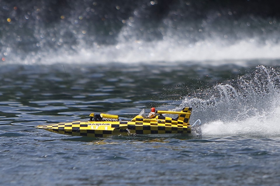 Model hydroplane races | Photo Gallery | dailyrecordnews.com