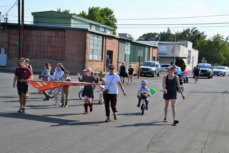 Great day for a parade: Ellensburg Junior Rodeo Parade took to streets ...