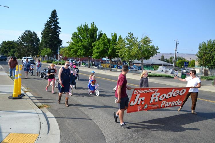 Great day for a parade: Ellensburg Junior Rodeo Parade took to streets ...