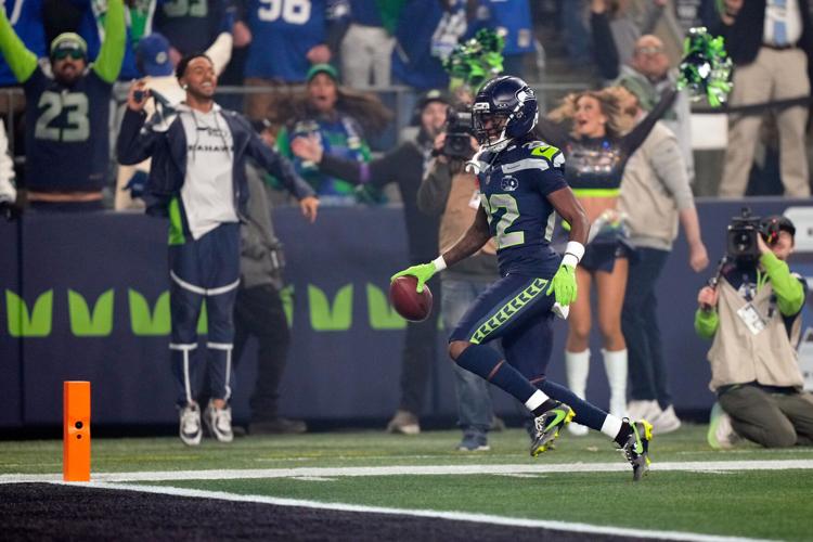 Seahawks dominate 49ers from opening kick, advance to NFC title game ...