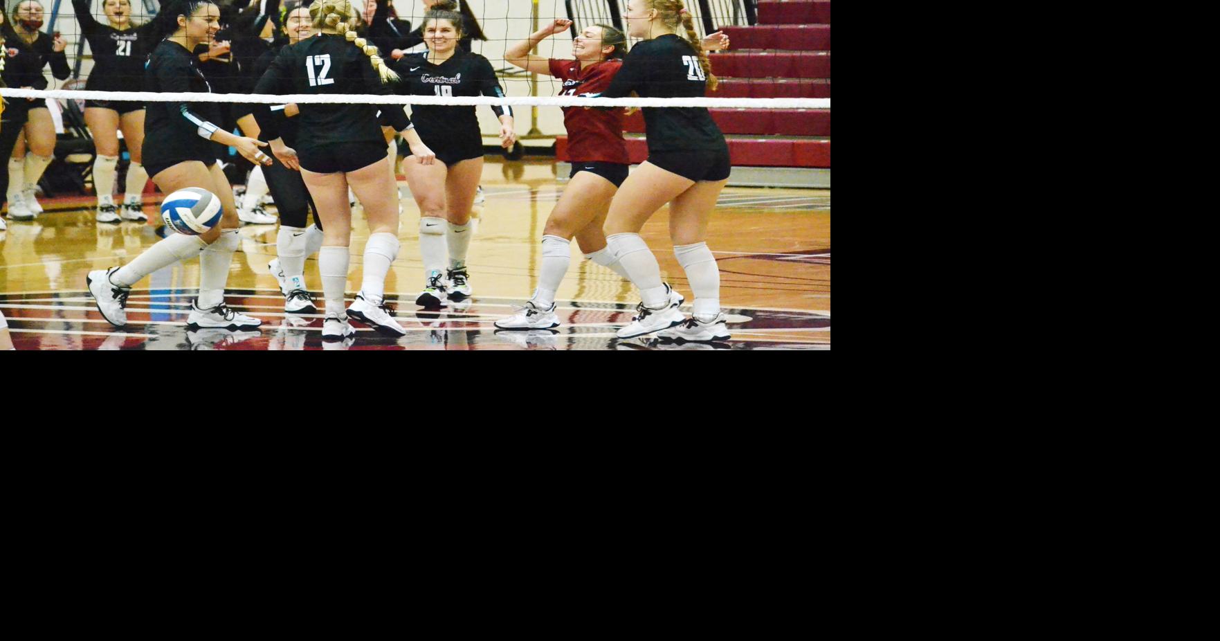 Western Washington volleyball eliminates Central in West Region ...