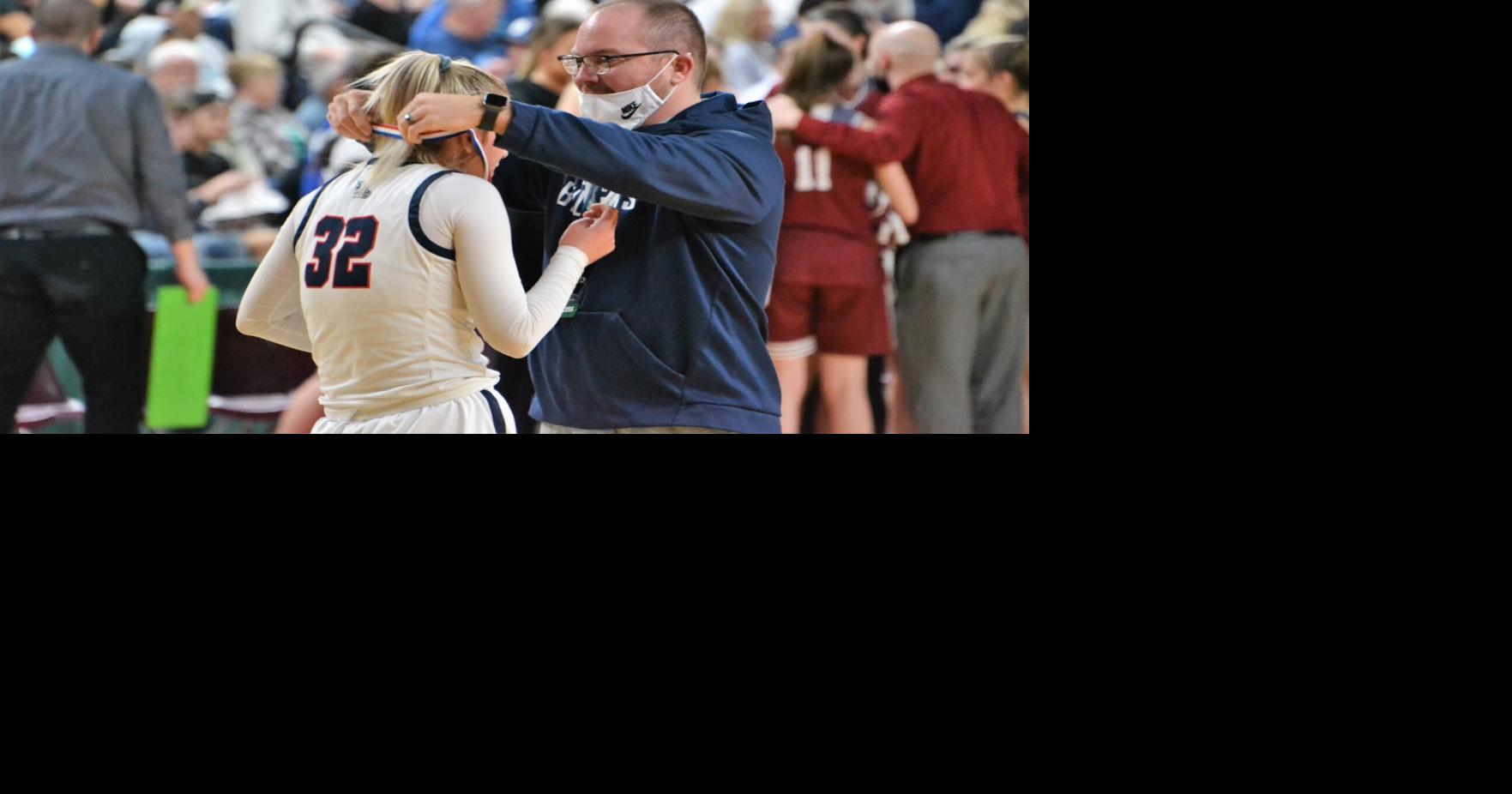 Kanyer awarded CWAC Athletic Director of the Year | Ellensburg ...