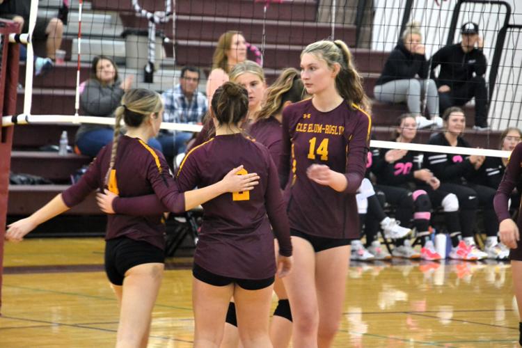 Digging deep: No. 21 Kittitas volleyball season-sweeps Cle Elum-Roslyn ...