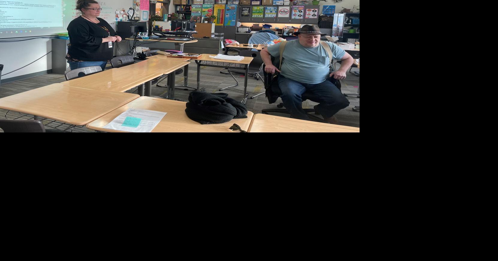 Teacher uses language to connect students with Native American culture ...