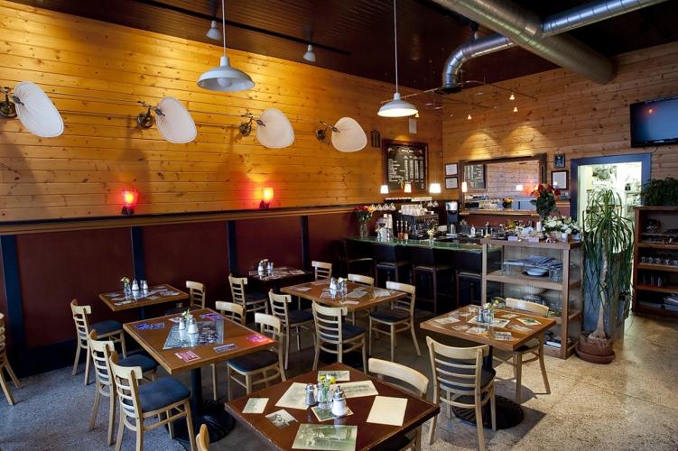 New cafe owner already home | Business | dailyrecordnews.com