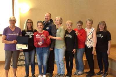 Cle Elum Senior Center receives state volunteer award | Community ...