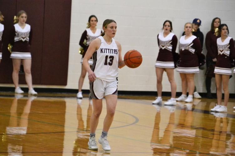PREP BASKETBALL ROUNDUP: Kittitas girls upset Cle Elum-Roslyn | Sports ...