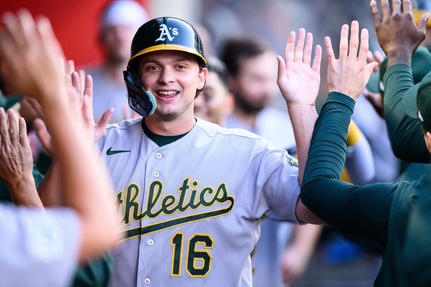 Athletics' Nick Kurtz goes 0 for 4 as 48-game on-base streak ends, ties ...