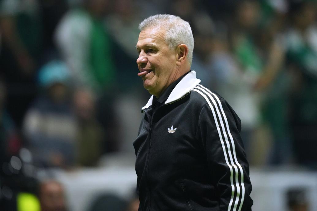 Javier Aguirre’s final World Cup rescue: Mexico’s firefighter battles ...