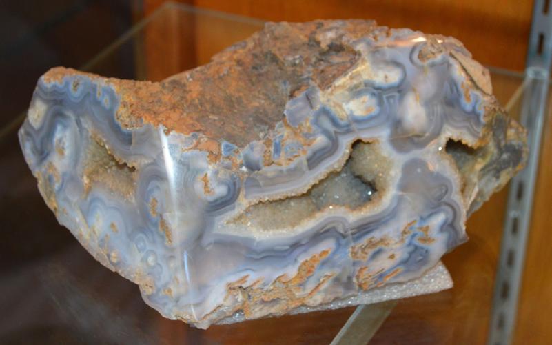 Elusive Ellensburg blue agates still being found in the hills | News ...