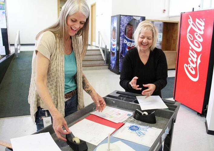 OH, SAY CAN YOU SEE: County courthouse decorated with student art for ...