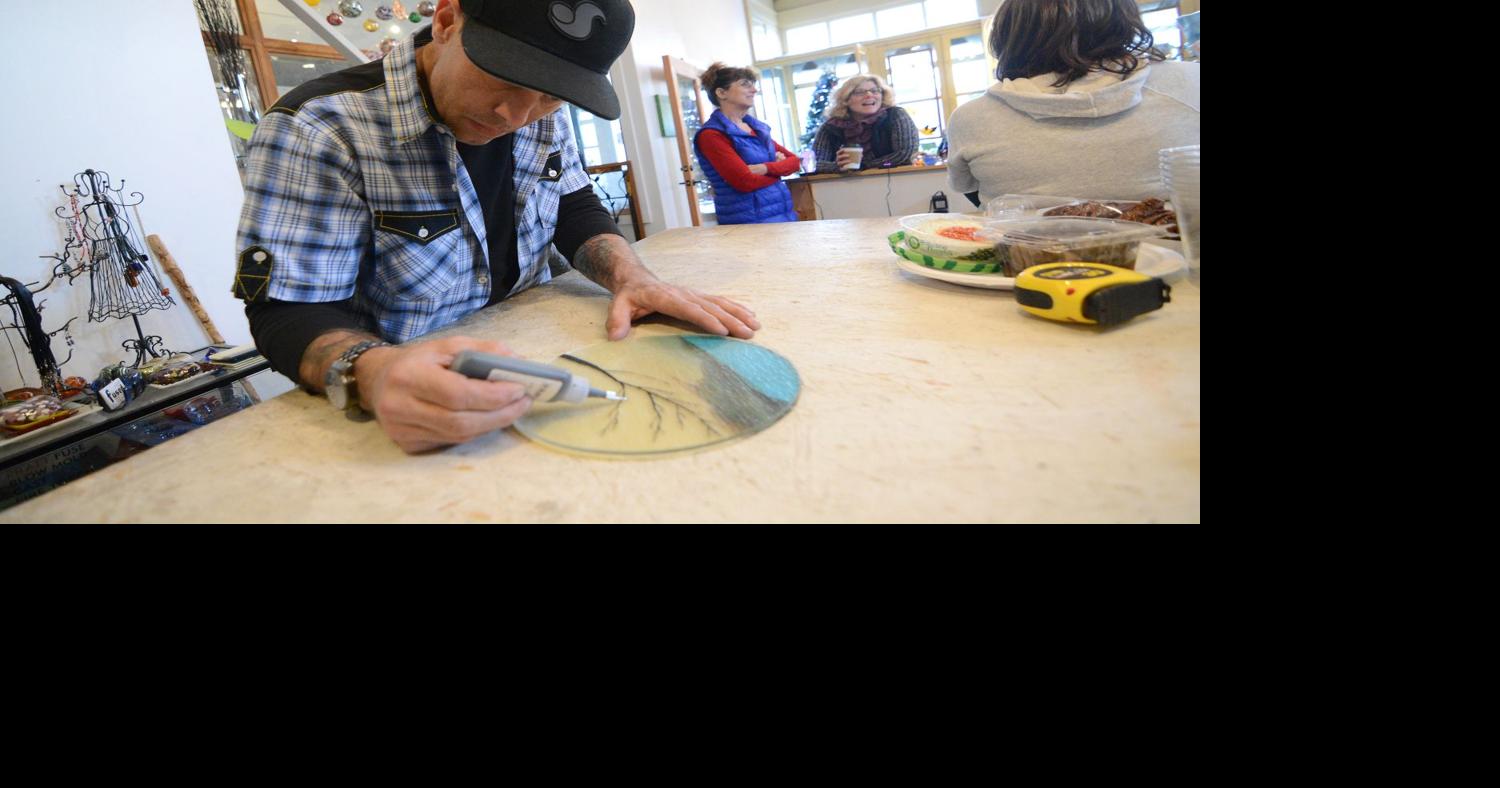 Roslyn artist uses uncommon techniques to craft unique pieces | Members ...
