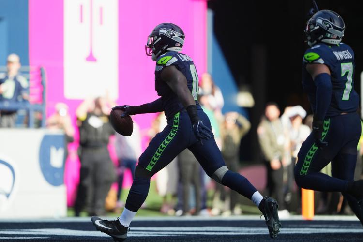 DeMarcus Lawrence scores 2 defensive TDs and Seahawks dominate ...