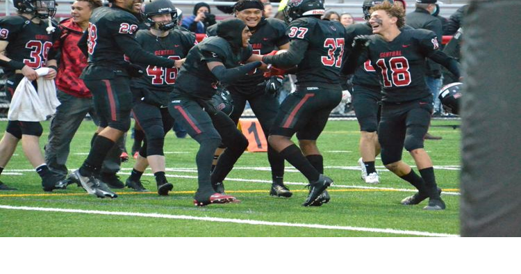 Central Washington football opens at national champion Ferris State ...