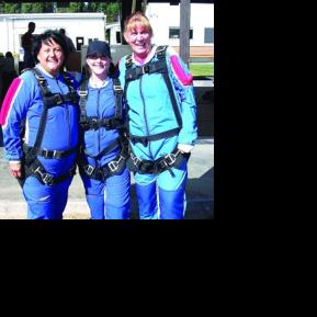 3 local women try skydiving | Scrapbook | dailyrecordnews.com