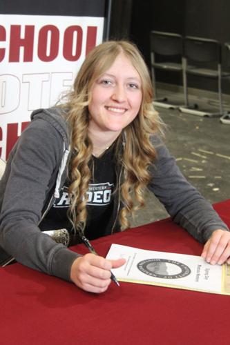 Kittitas senior signs on with Montana Western | Sports ...