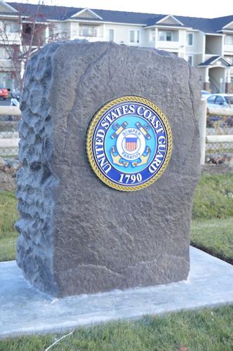Large stones honoring armed services dedicated in Ellensburg Sunday ...