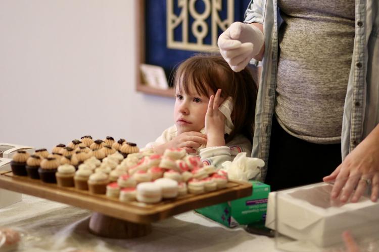 Community celebrates remodeled Fitterer's | Food | dailyrecordnews.com