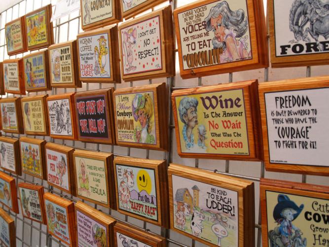 Cartoonist draws caricatures of fairgoers | Members | dailyrecordnews.com