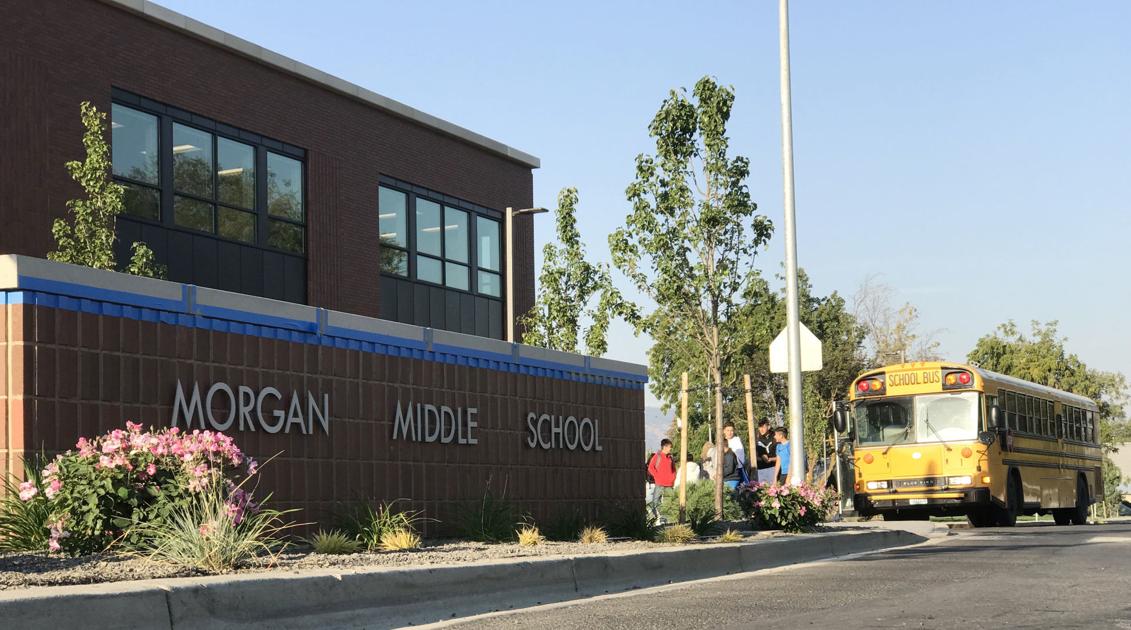 Eighth grade returns to Morgan Middle School | News | dailyrecordnews.com