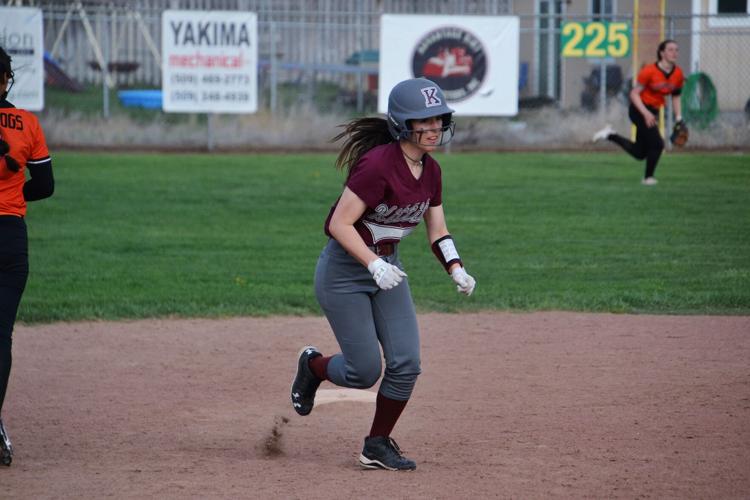 PREP ROUNDUP: Kittitas softball squad wins seventh in a row ...