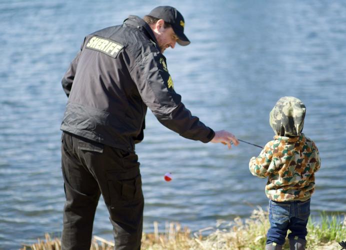 ONE FISH, EWW FISH: Yearly memorial event draws hundreds of young ...
