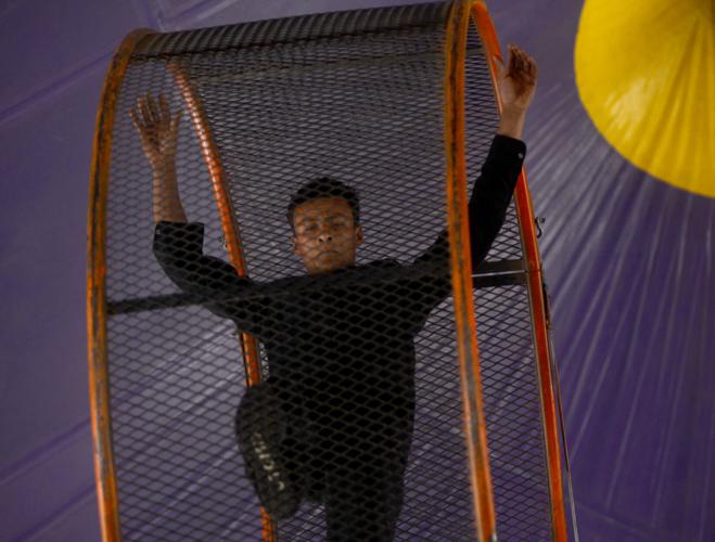 Photos: Four-generation circus family brings their love of the circus ...