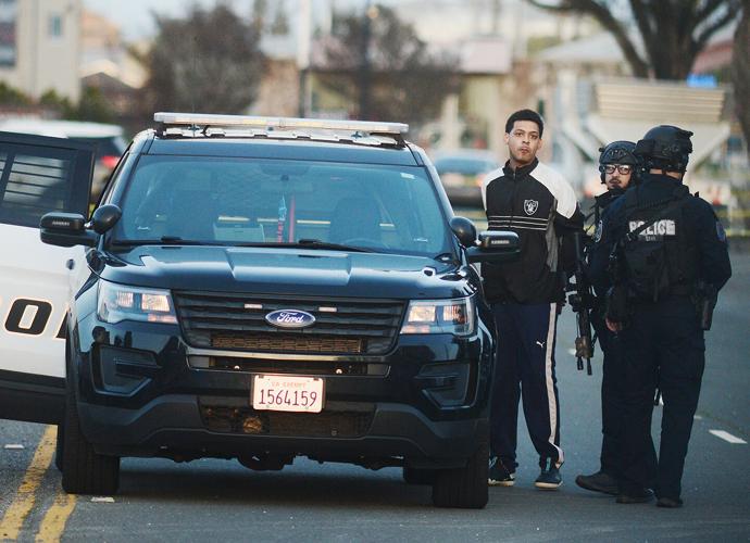 Fairfield police arrest robbery suspect after Broadway Street standoff ...