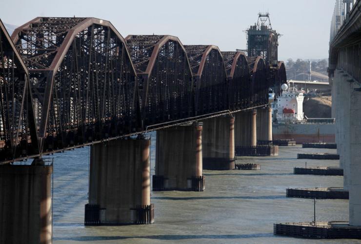 Photos: Train bridge | News | dailyrepublic.com